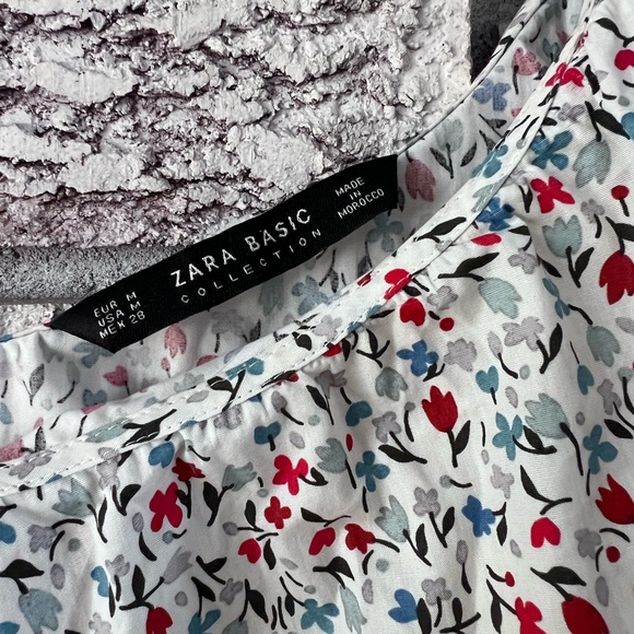 Zara | Tops | Zara Basic Floral Print Blouse | Poshmark